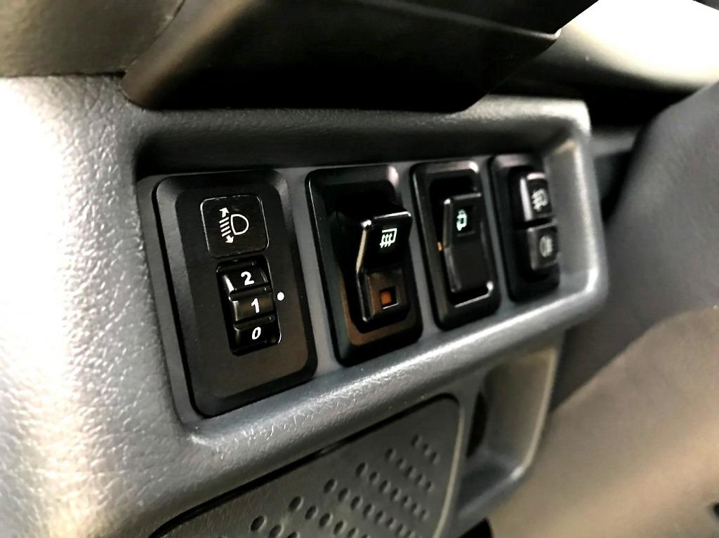 15年 三菱 CMC 中華 Delica 得利卡 新型 2.4 墨綠 手排 8人座 客貨版 前後中央空調 額度高 可多貸, 汽車, 汽車出售在旋轉拍賣