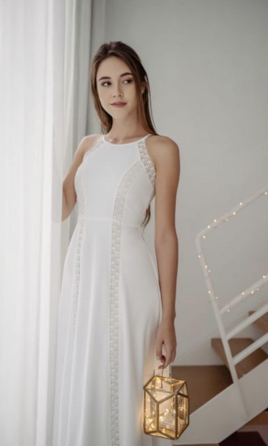 Barefoot Beauty Maxi Dress (White), Women's Fashion, Dresses & Sets ...