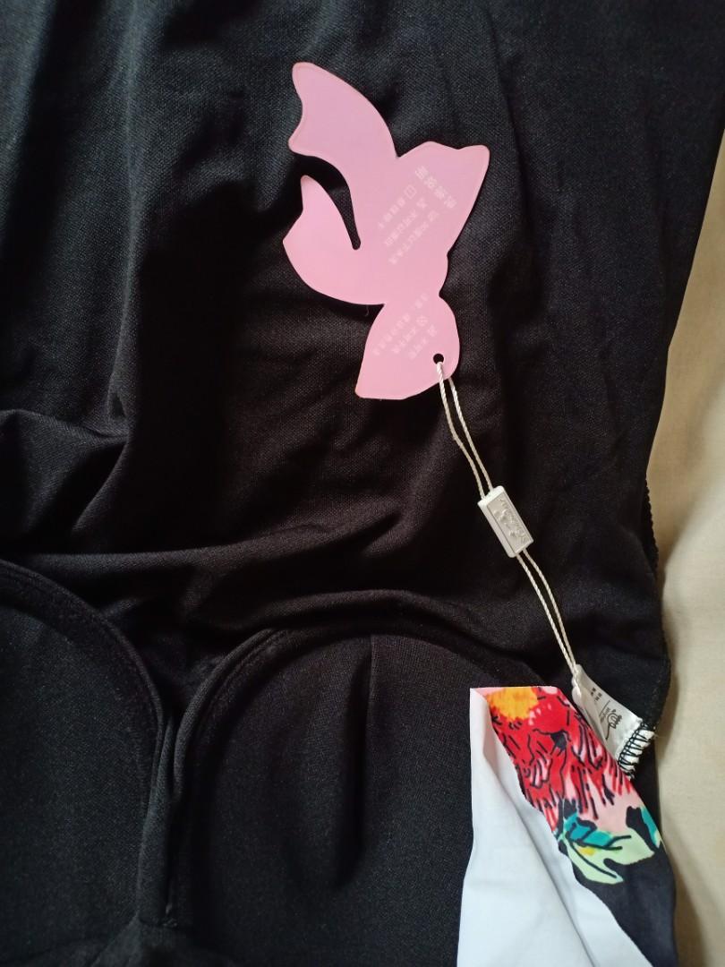 BIKINI SABRINA FLOWER, Fesyen Wanita, Pakaian Wanita, Lainnya di Carousell