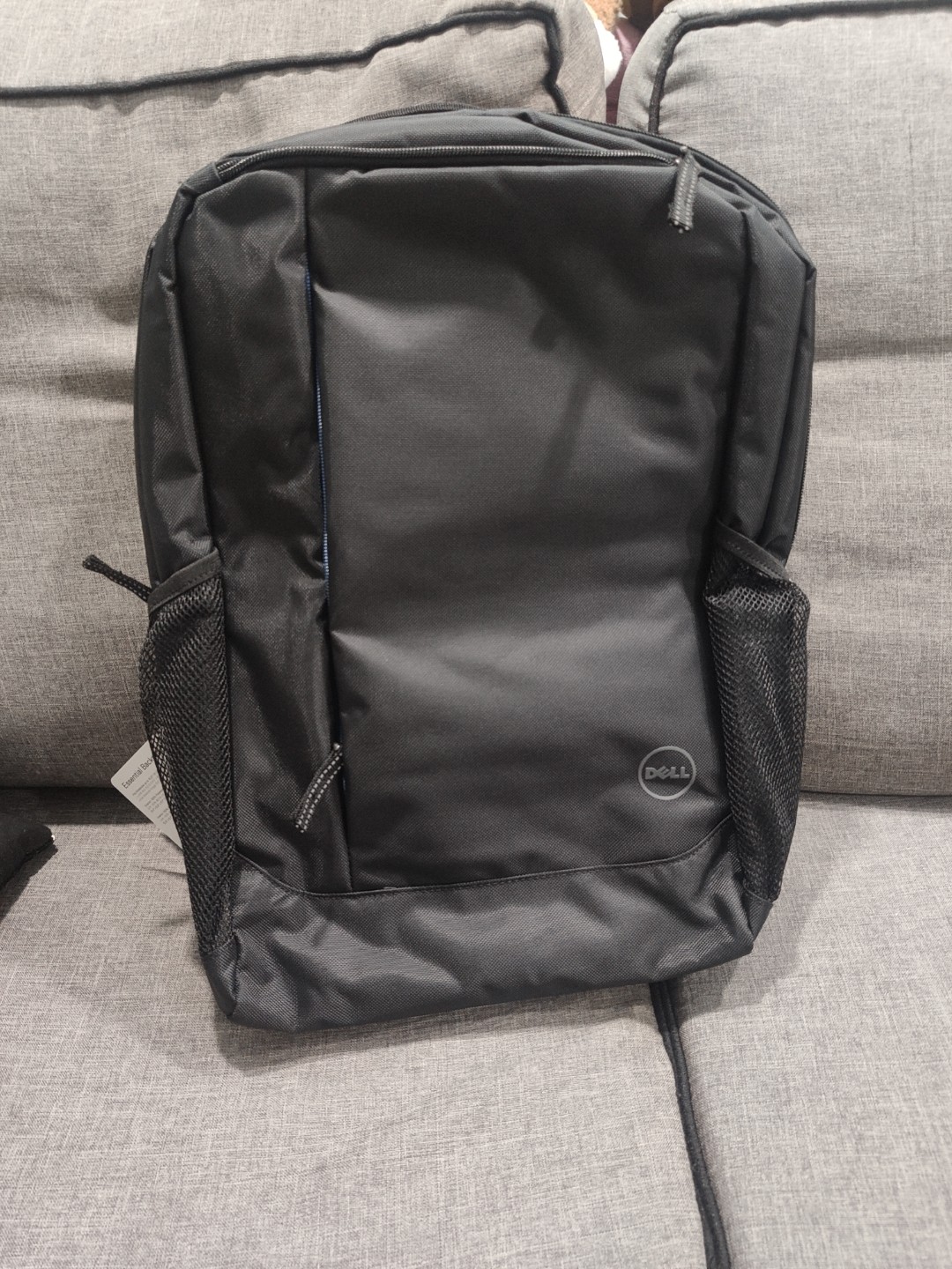 Dell laptop backpack, Men's Fashion, Bags & Wallets, Backpacks on Carousell