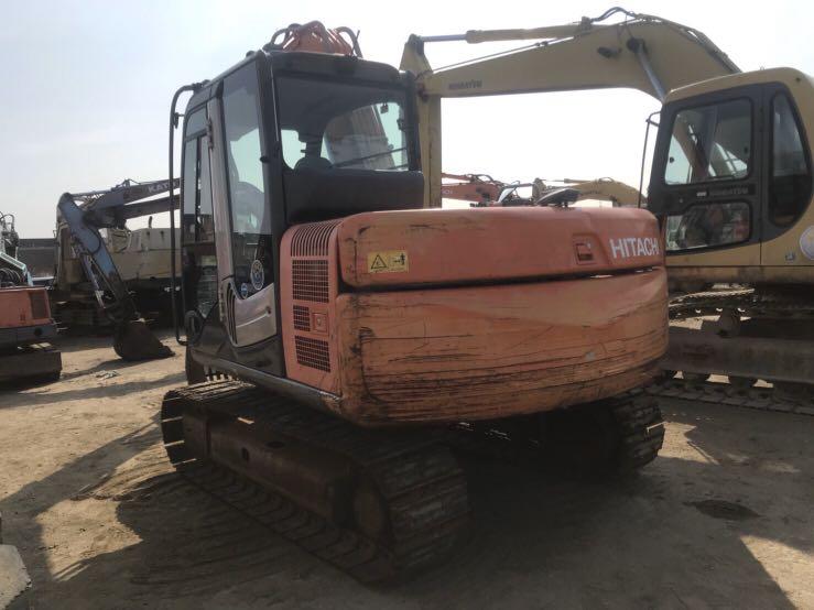 Hitachi Excavator / Backhoe with piping, Commercial & Industrial ...