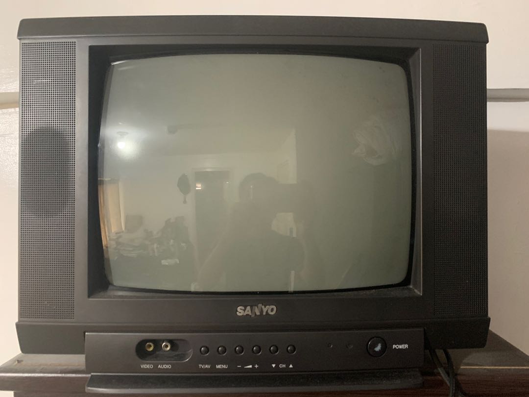 Old Sanyo TV, TV & Home Appliances, TV & Entertainment, TV on Carousell