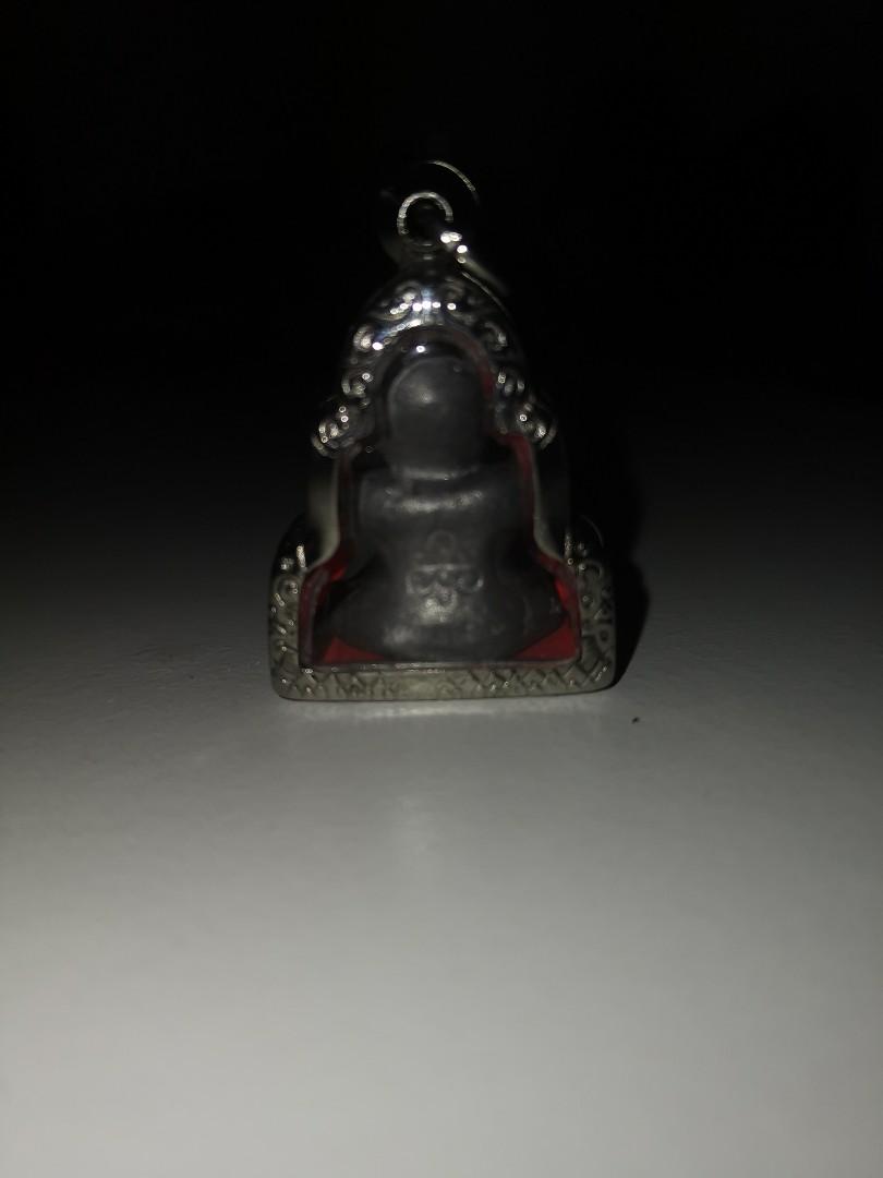 Phra Pidta Pan Neng Kradook Phee, Hobbies & Toys, Memorabilia ...