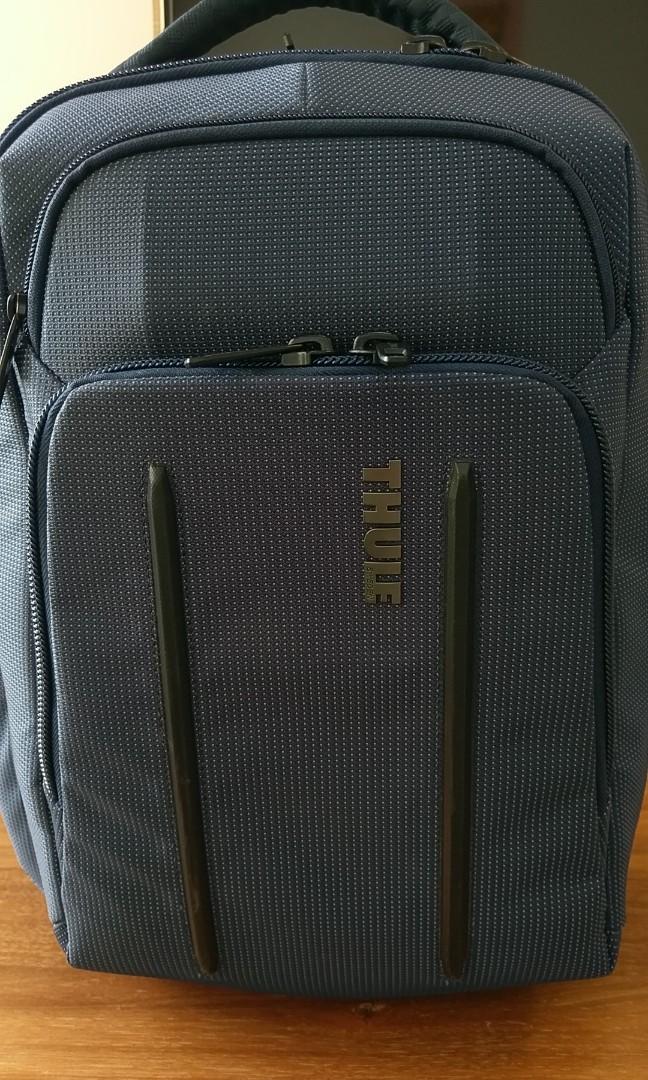 Thule Crossover 2 Backpack 20L (navy blue), Men's Fashion, Bags ...