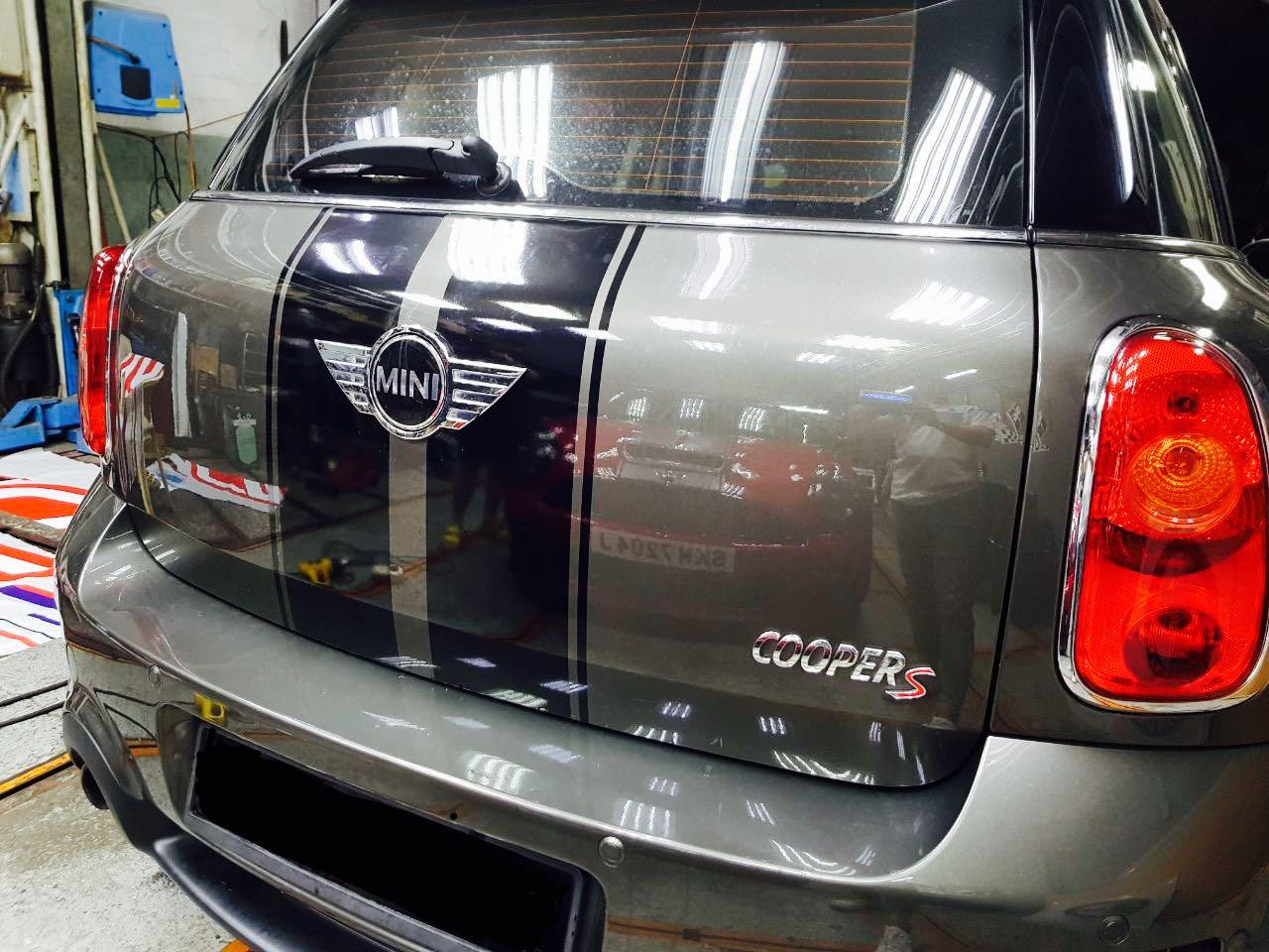 MINI Cooper Custom Wrap / DeChrome / Racing Stripe, Car Accessories ...