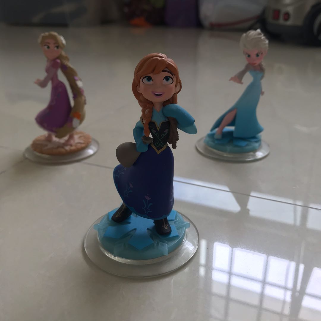 Elsa Anna Rapunzel Disney infinity figurine, Hobbies & Toys, Toys ...