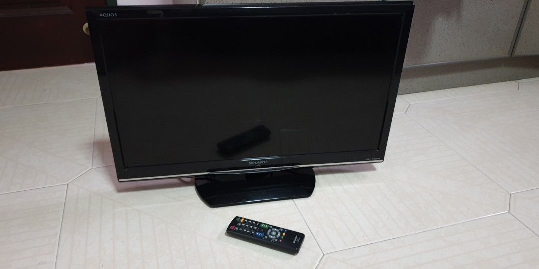 Sharp AQUOS 24" LED TV LC-24LE155M, TV & Home Appliances, TV ...