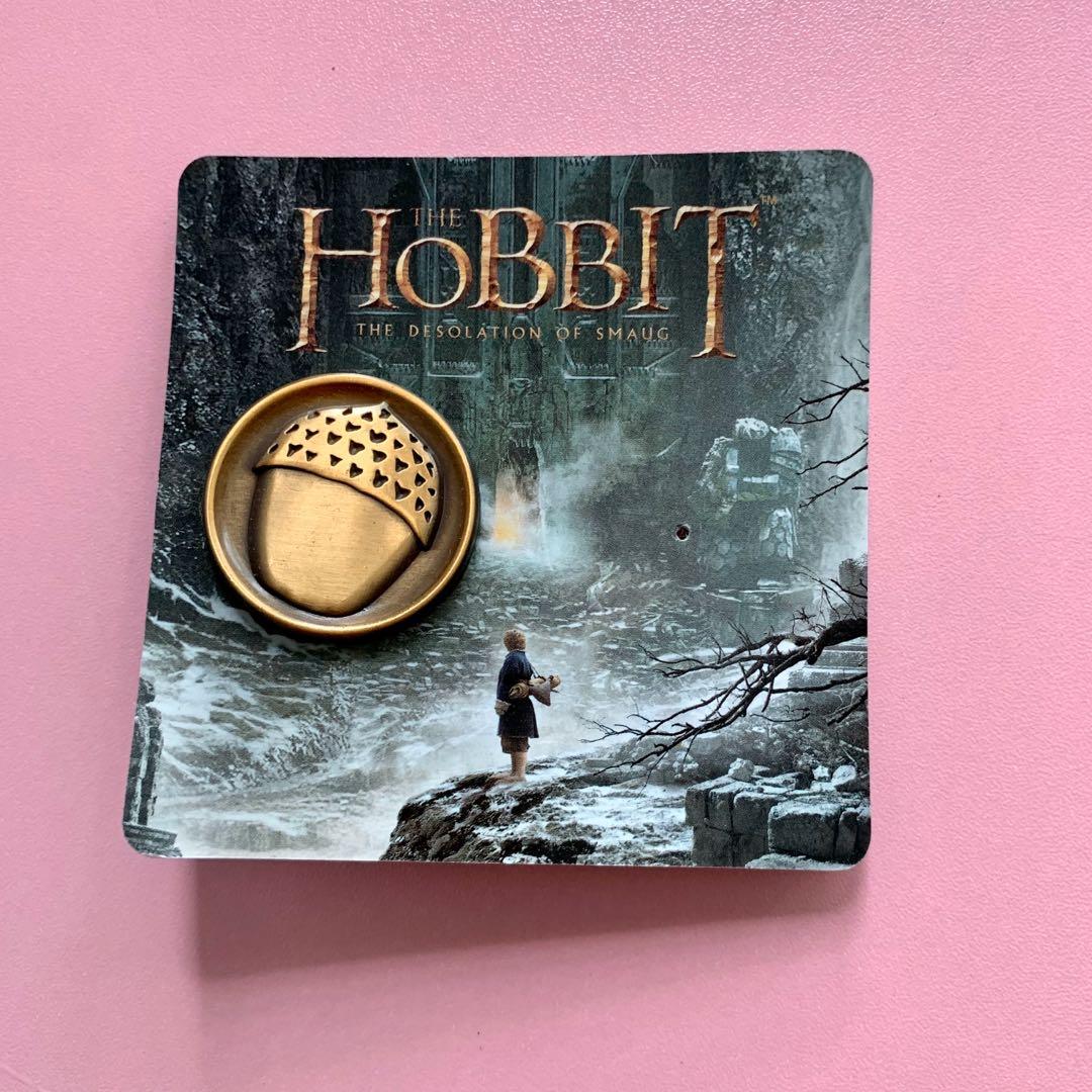Hobbit- pin badge, Hobbies & Toys, Memorabilia & Collectibles, Fan ...