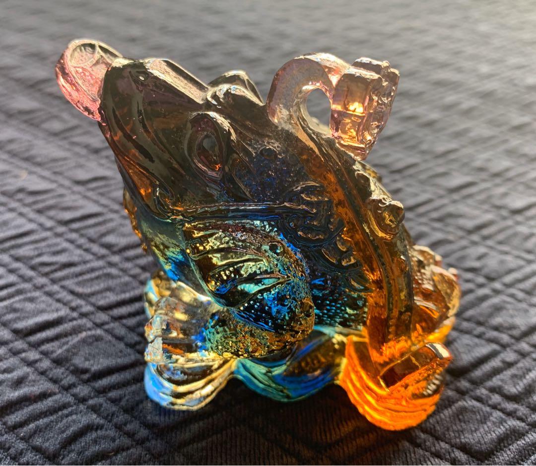 Liu Li Frog Toad Feng Shui display, Hobbies & Toys, Memorabilia ...