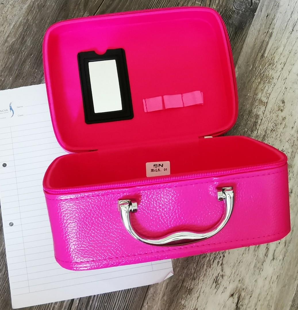 Make Up Box, Women's Fashion, Jewelry & Organisers, Accessory holder ...