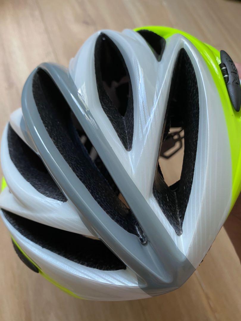 MET Forte M84 Bicycle Helmet, Sports Equipment, Bicycles & Parts ...