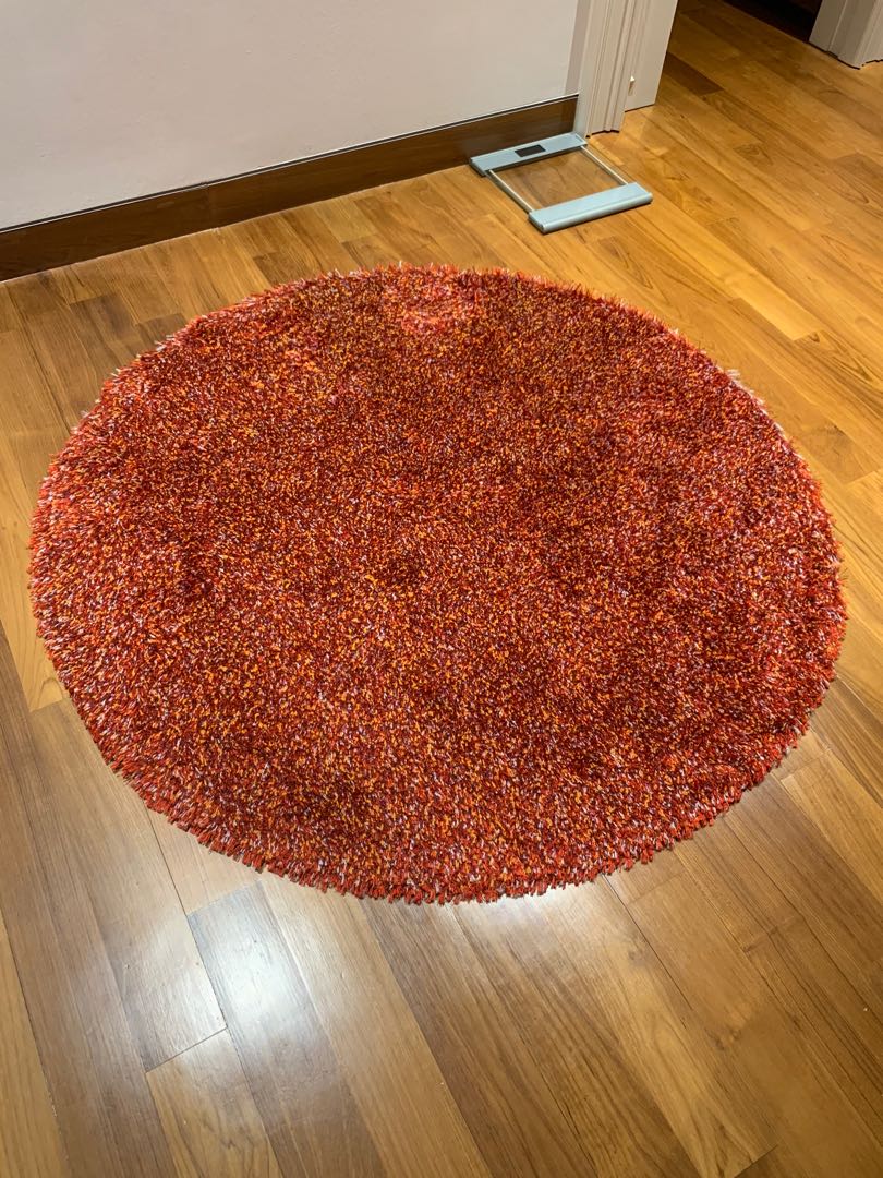 Red Round Carpet, Furniture & Home Living, Home Decor, Carpets, Mats ...