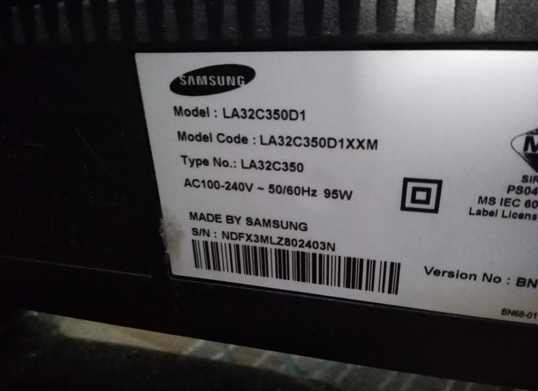 Samsung LA32C350D1XXM, TV & Home Appliances, TV & Entertainment, Media ...