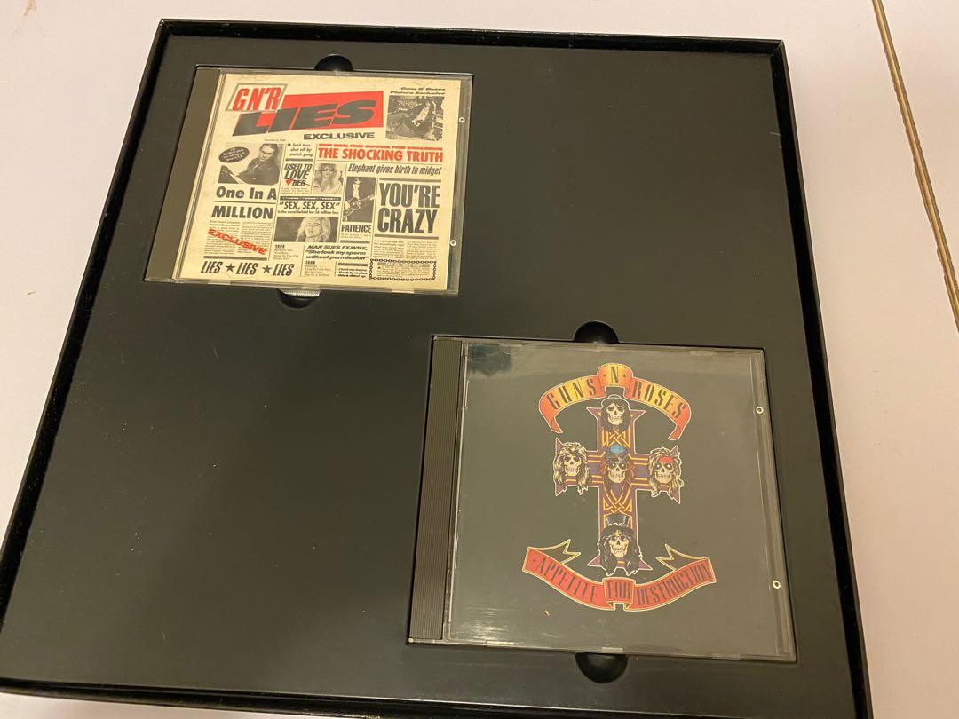 Guns N Roses CD set 收藏, 興趣及遊戲, 玩具 & 遊戲類 - Carousell