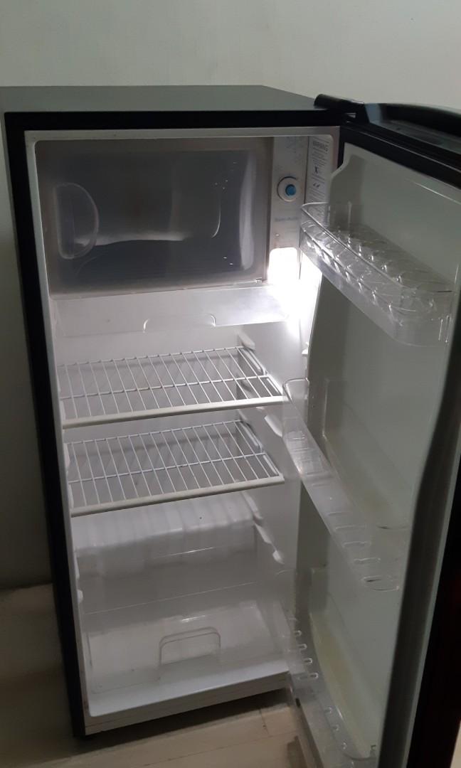 Refrigirator 176Liters- Condura CSD211SA, TV & Home Appliances, Kitchen Appliances ...