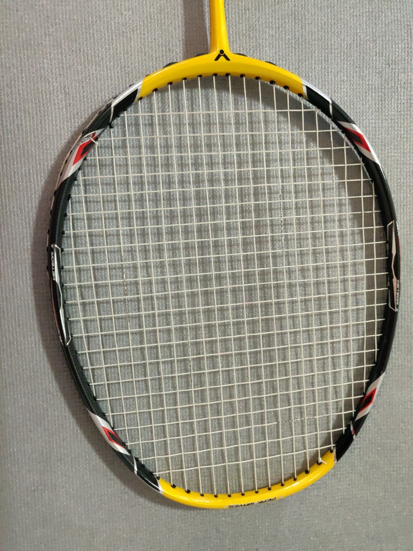 VICTOR Meteor X60 Racket, Sports Equipment, Sports & Games, Racket ...