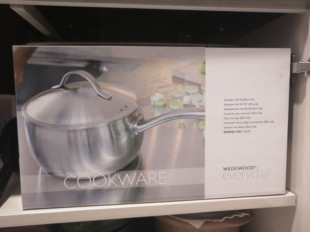 WEDGWOOD everyday Saucepan with lid, Furniture & Home Living, Kitchenware & Tableware, Cookware ...