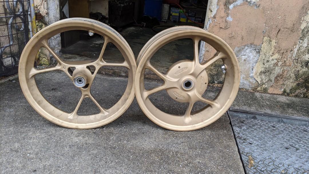 Aerox original gold rims and tube cap, Motorcycles, Motorcycle ...