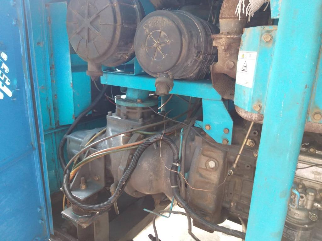 Air Compressor, 390 CFM, Japan Surplus, Commercial & Industrial ...