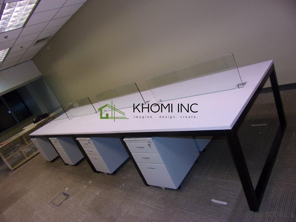 GLASS DIVIDER LINEAR WORKSTATION Office Furniture, Furniture & Home ...