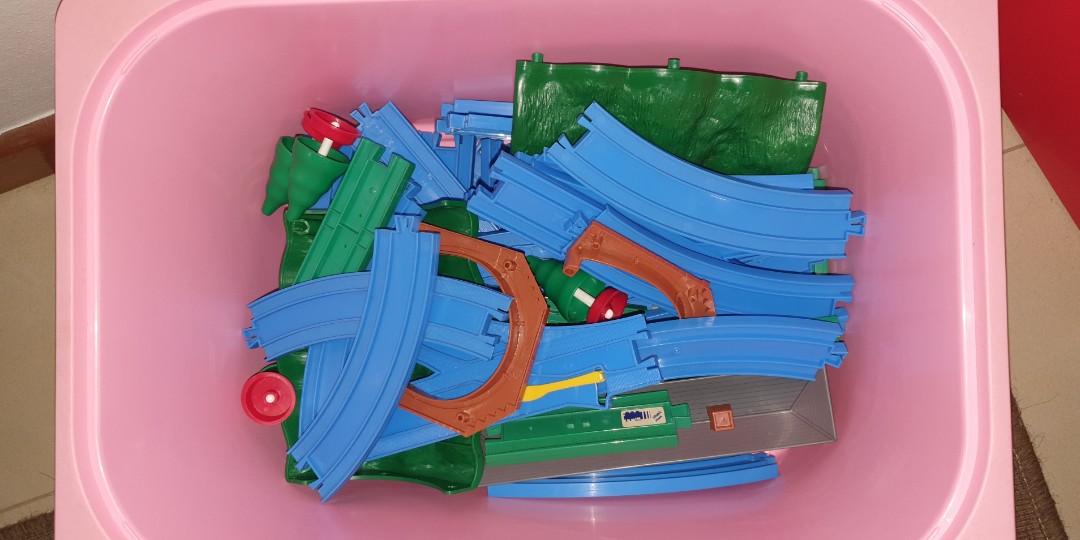 Thomas and Friends train track, Hobbies & Toys, Toys & Games on Carousell