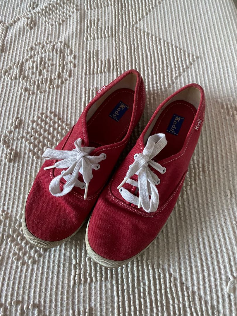 Taylor Swift RED Keds, Women's Fashion, Footwear, Sneakers on Carousell