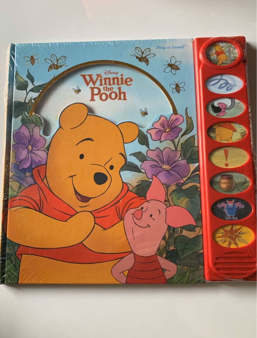 WINNIE THE POOH play sound book, Hobbies & Toys, Books & Magazines ...