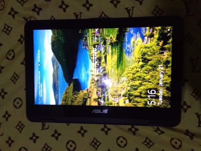 Asus Laptop Tablet 2 in 1, 4GB ram, 500GB hdd, Intel Celeron n4000 ...