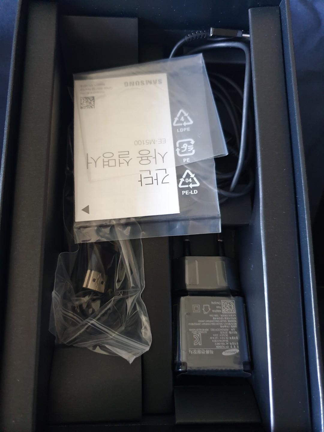 Samsung DeX Pad free carrying case, Mobile Phones & Gadgets, Mobile ...