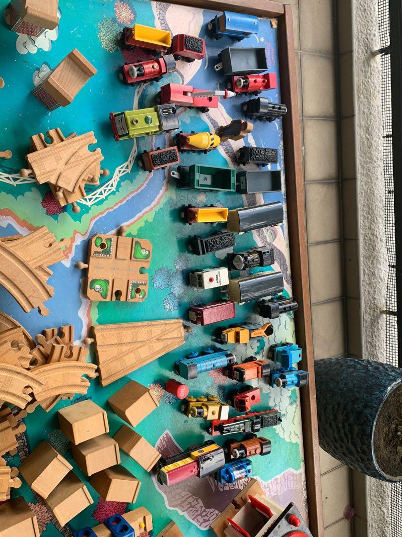 Thomas Train Table, Hobbies & Toys, Toys & Games on Carousell