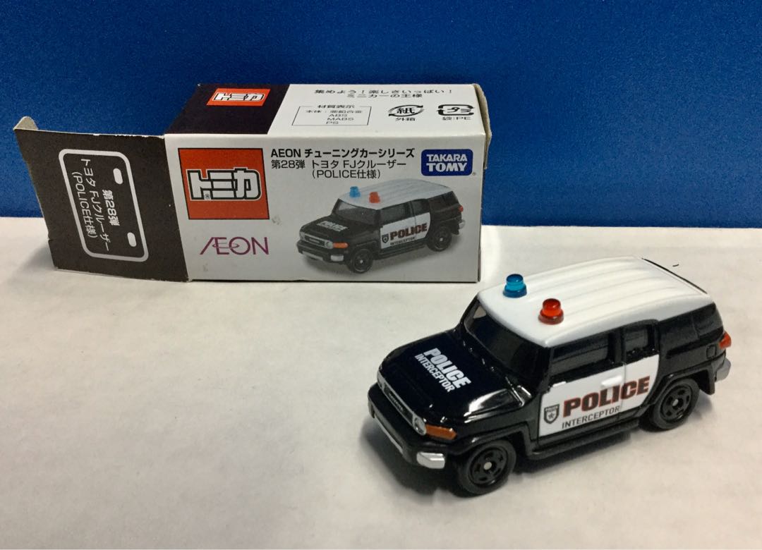Tomica Aeon 第28彈 Toyota FJ Police仕樣, 興趣及遊戲, 玩具 & 遊戲類 - Carousell
