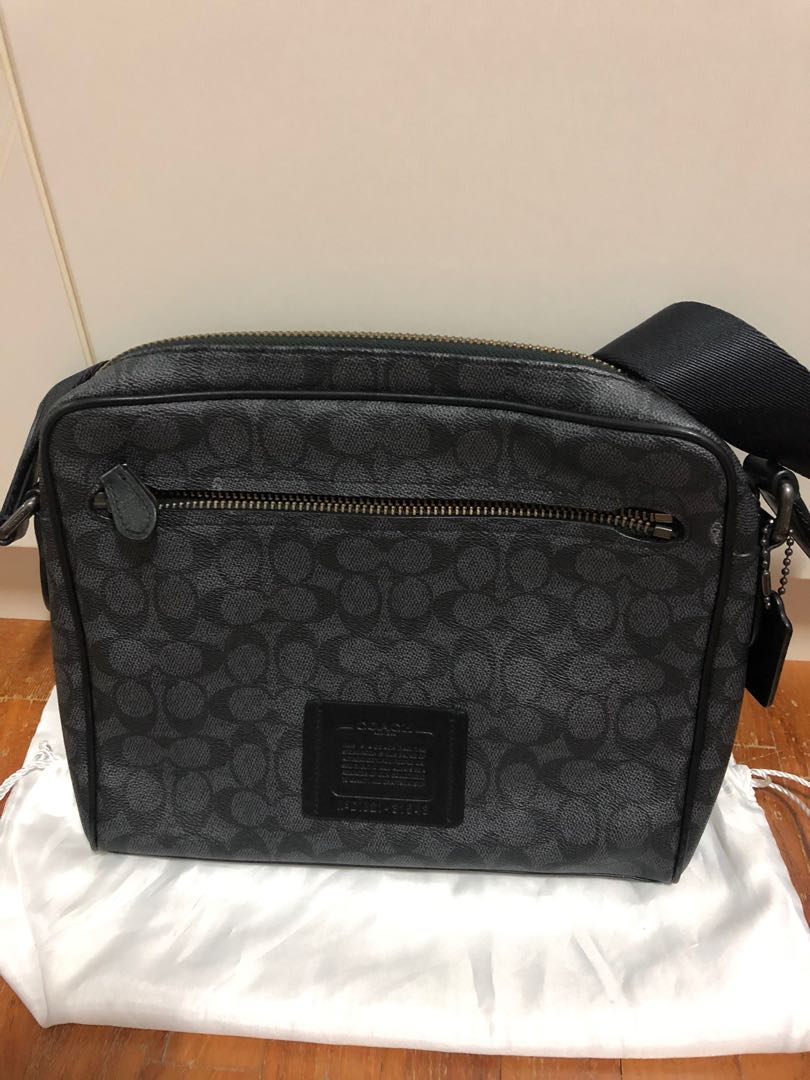 Coach Metropolitan Camera Bag in Signature Canvas |, Men's Fashion ...
