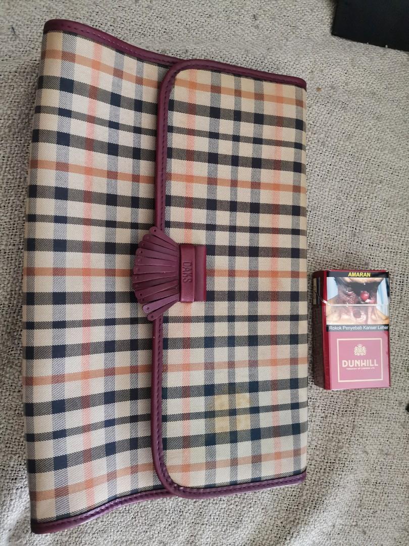Daks clucth bag ori, Women's Fashion, Bags & Wallets, Cross-body Bags ...