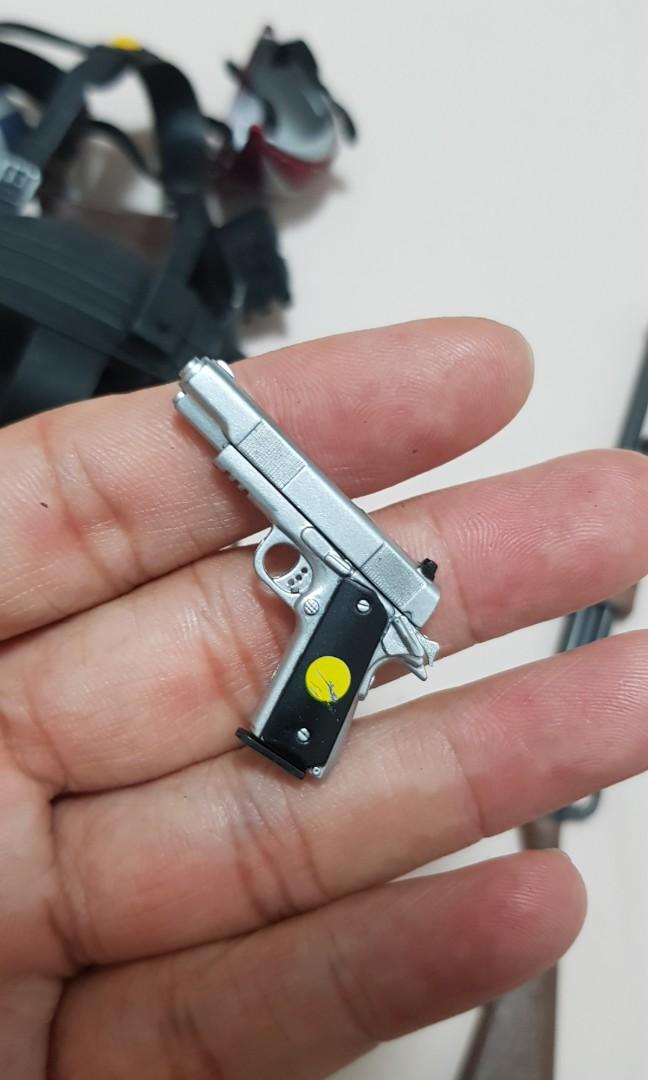 Hot Toys Watchmen The Comedian Harness damaged leather holder plus ...