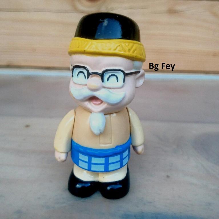 Rare Colonel Sanders Around The World - Malaysia- KFC 1999, Toys ...