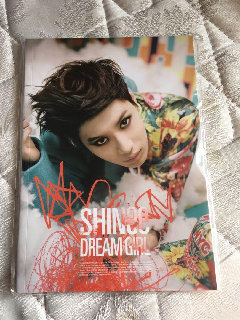 SM SHINee 套裝 相 file 簿 poster, 興趣及遊戲, 收藏品及紀念品, 明星周邊 - Carousell