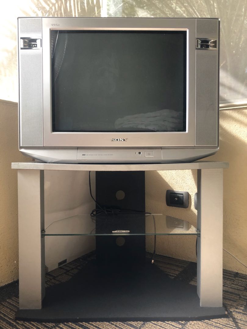Sony Wega Trinitron 21” TV with TV rack, Audio, Other Audio Equipment ...