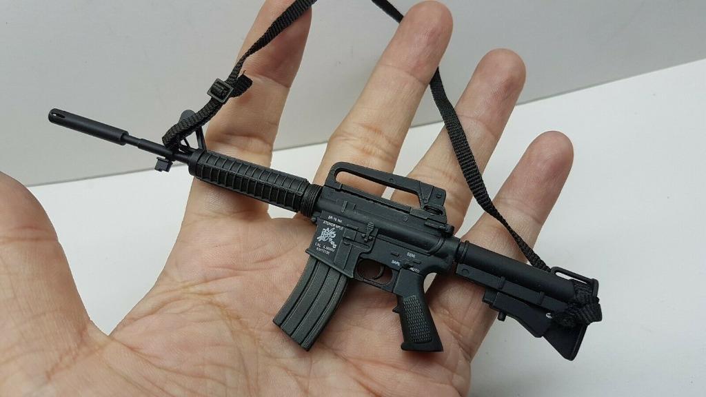 1/6 HOT TOYS Terminator 2 T2 Judgment Day T-800 Machine Gun, Hobbies ...