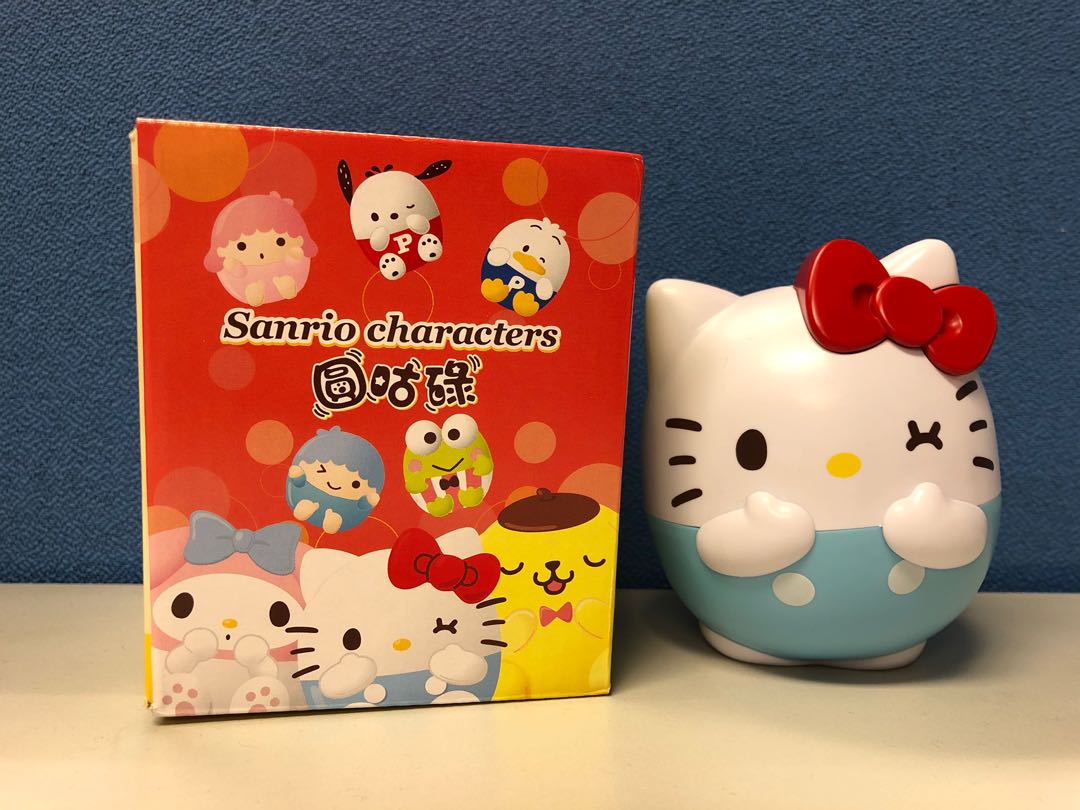 7-11 Sanrio Characters 圓咕碌 （Hello Kitty）小全盒, 興趣及遊戲, 旅行, 旅遊 - 旅行必需品及用品 ...