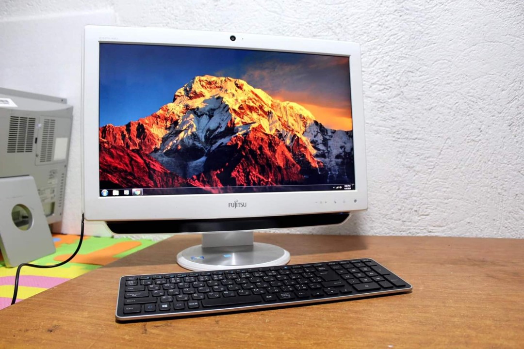 FUJITSU Brand AMD Dualcore / 4gb ram / 1 tera hardisk / 20inch ...