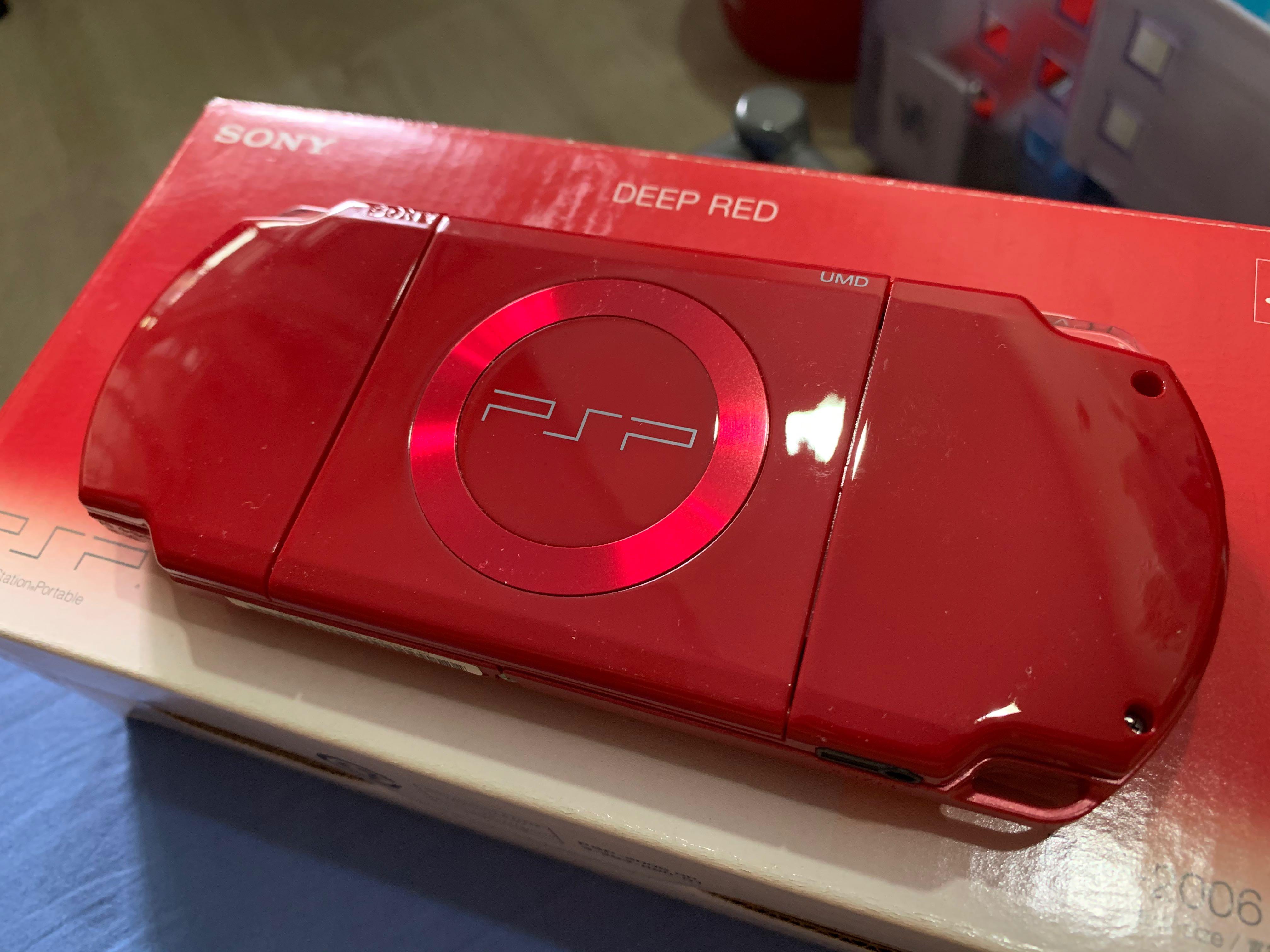 Sony PSP RED, Video Gaming, Video Game Consoles, PlayStation on Carousell
