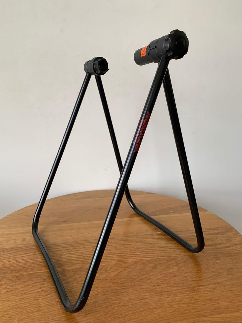 2 Minoura Made in Japan Bike Storage Stands, Sports Equipment, Bicycles ...