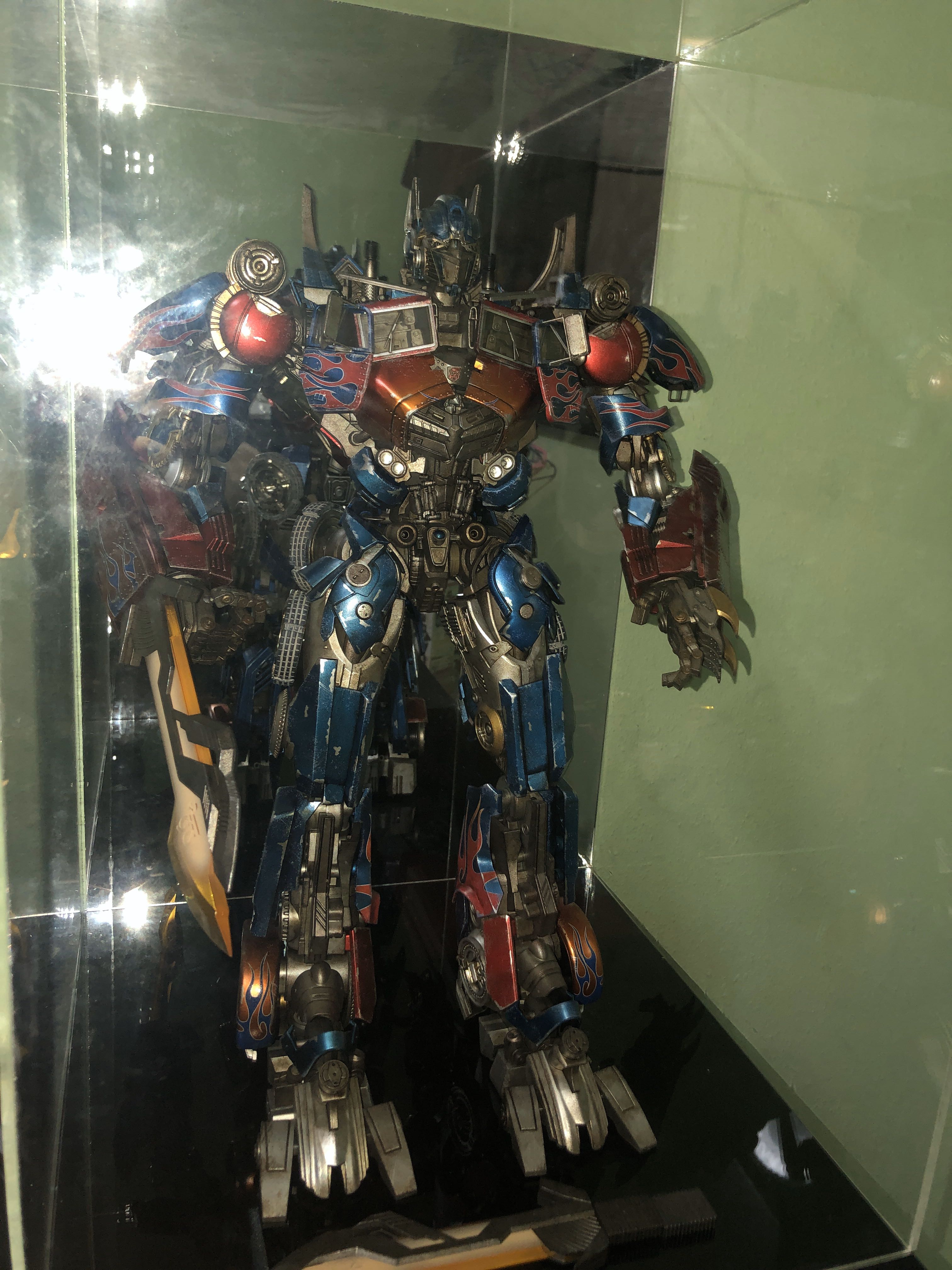 3A ThreeA - Optimus Prime Transformers, Hobbies & Toys, Toys & Games on ...