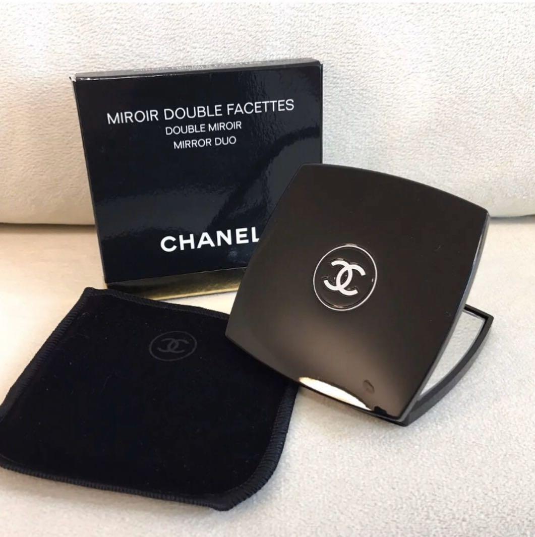 Auth Chanel compact mirror, Barang Mewah, Aksesoris di Carousell
