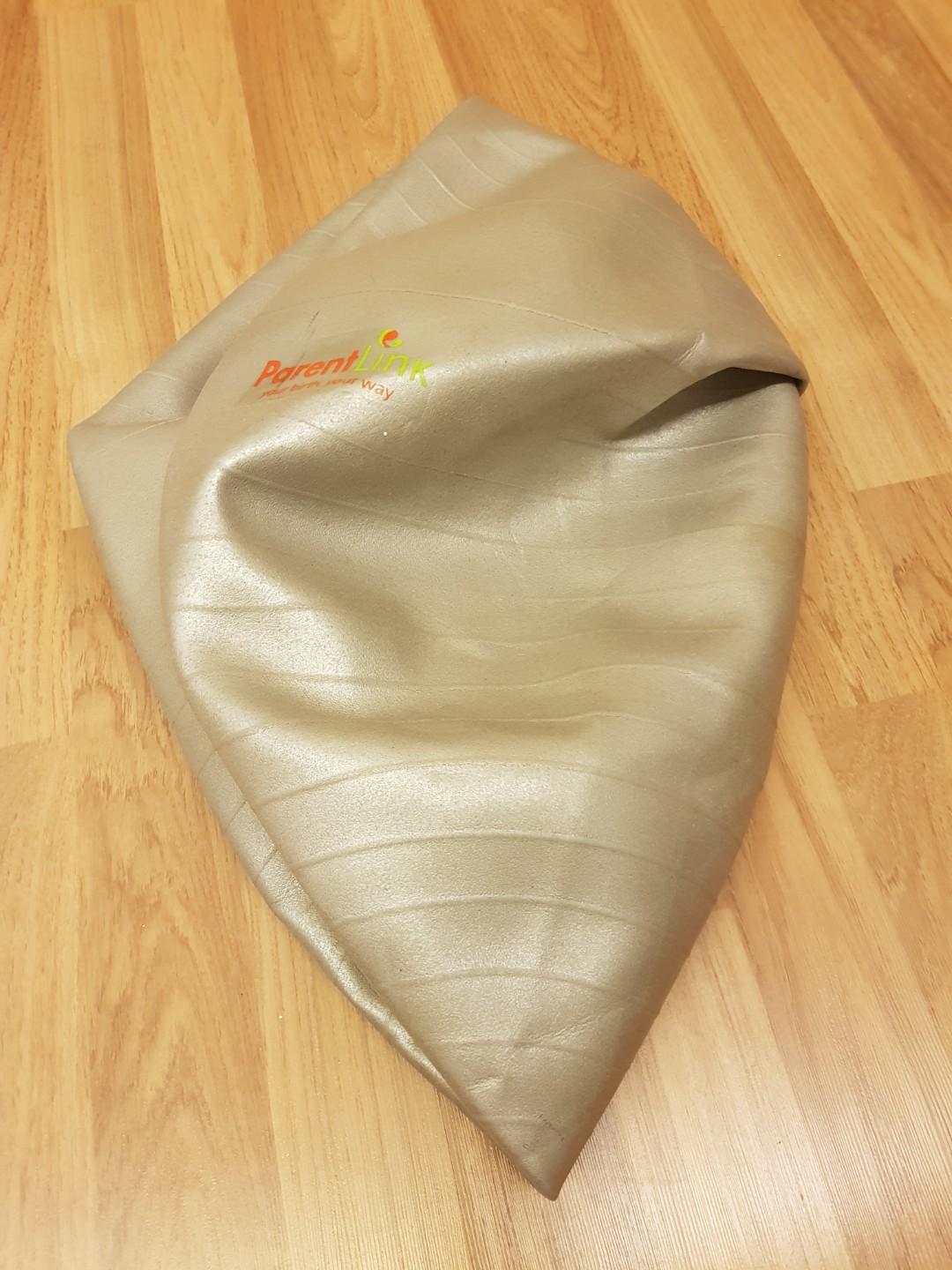 Grey exercise ball, Sports Equipment, Exercise & Fitness, Cardio ...