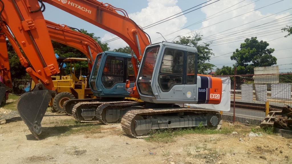 HITACHI, Vehicle Rentals on Carousell