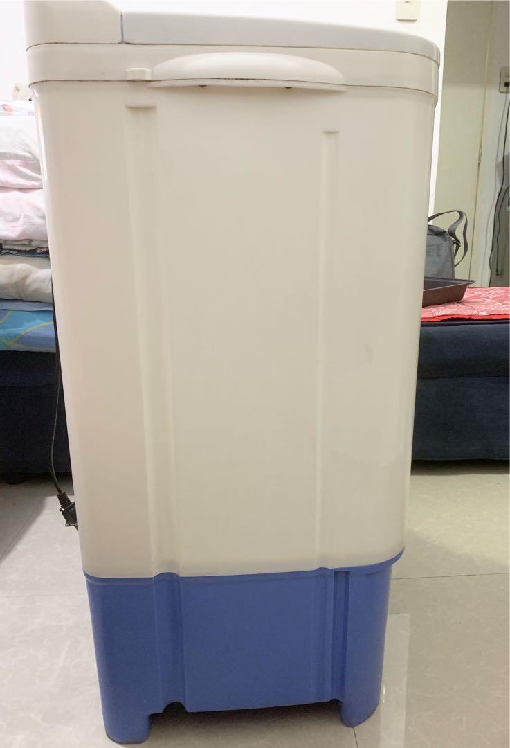 Micromat!c Twist-A-Matic Washing Machine with Dryer, TV & Home ...