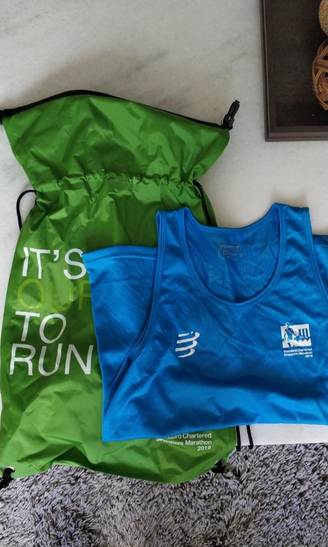 Standard Chartered Marathon Bag Shirt, Men's Fashion, Activewear on ...