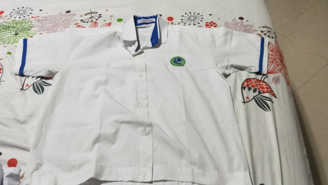 Woodlands Ring Primary School skirt, Free Items on Carousell
