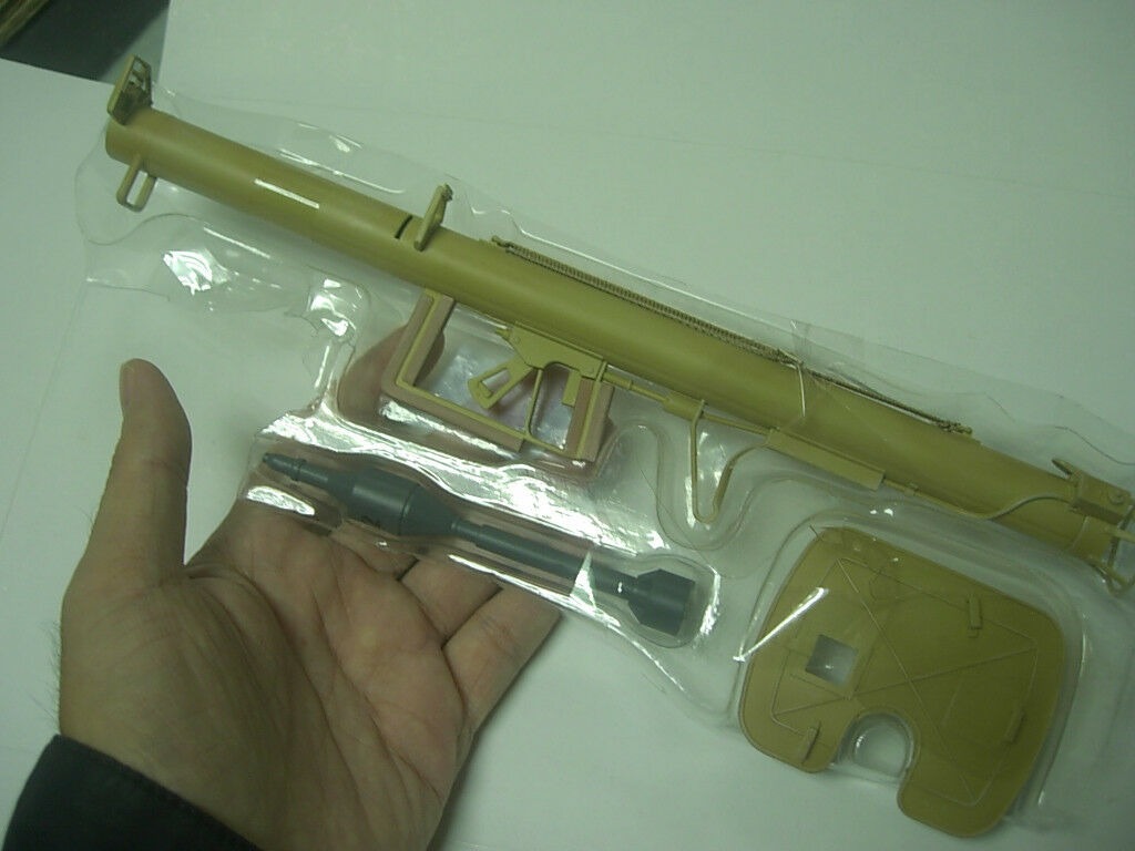 1/6 DRAGON WWII GERMAN Werner Krieg PANZERSCHRECK BAZOOKA, Hobbies ...